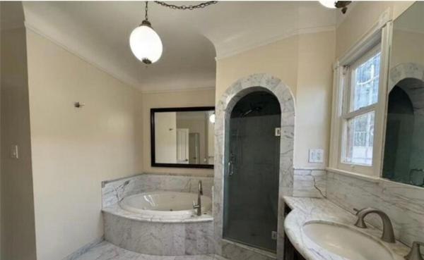 Sweet Master Room In Beverly Hills - Culver City, CA