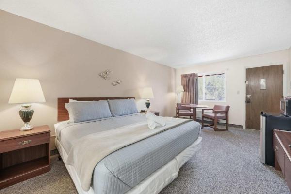 Eagle Motel Suite 226 - Manitou Springs, CO