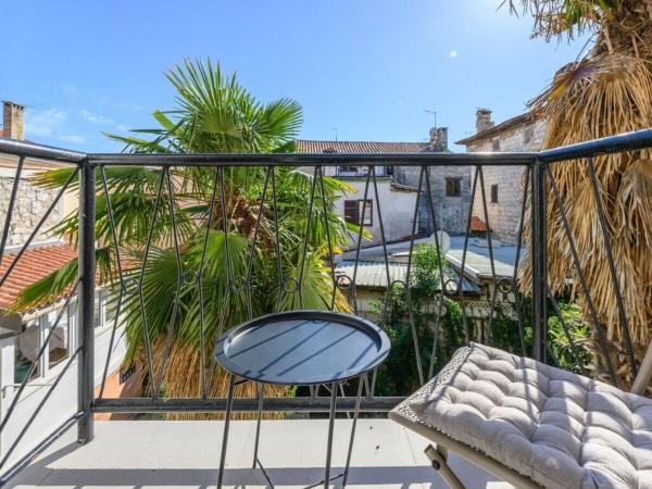 Exclusive Rooms Porto Iii - Funtana