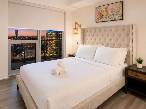 Modern 2br Spacious Stay - Prime Location - Toronto