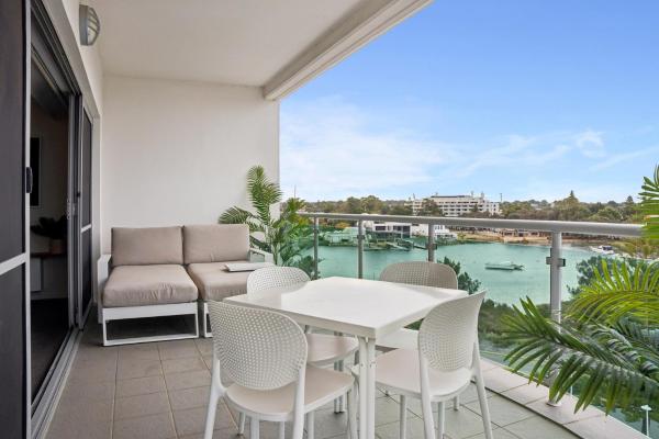 Coastal Studio With City & Ocean Views, Walk To Beach - 曼杜拉