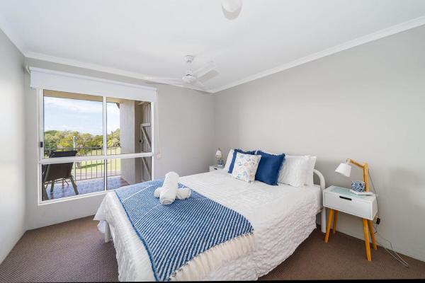 3br Apt + Pool Great Location Opp Beach & Park - Hervey Bay