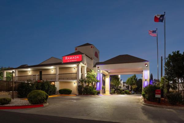 Ramada By Wyndham San Antonio Near Seaworld - Lackland Afb