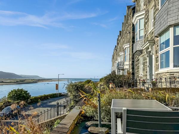6 Porkington Terrace - Dolgellau