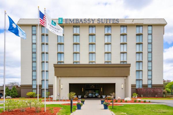 Embassy Suites By Hilton Minneapolis Bloomington Edina - Minneapolis, MN