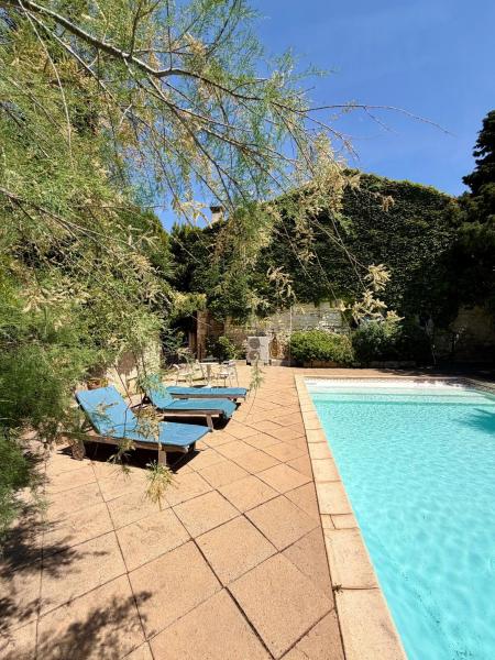 Villa Authentique Du 17e Siècle Avec Piscine Privée - Arles, France