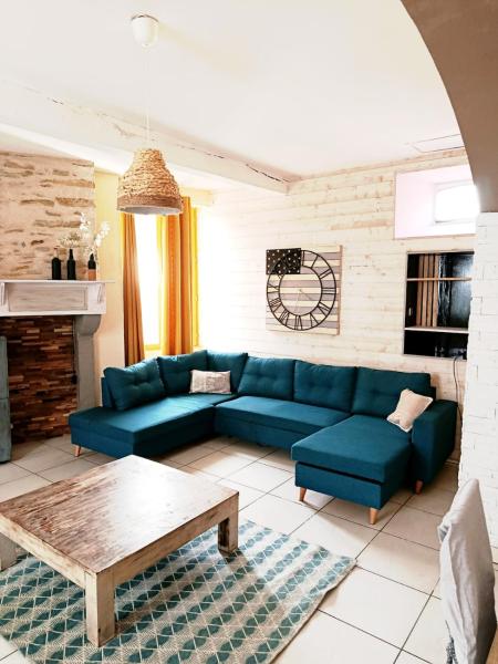 Maison Agréable Dans Petit Village Calme - Lourdes