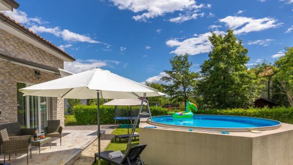 Holiday Home Luna Pool Kastav By Villas Guide - Rijeka