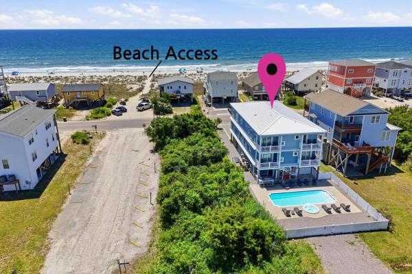 Sand Dollar Inn By Oak Island Accommodations - Oak Island, NC
