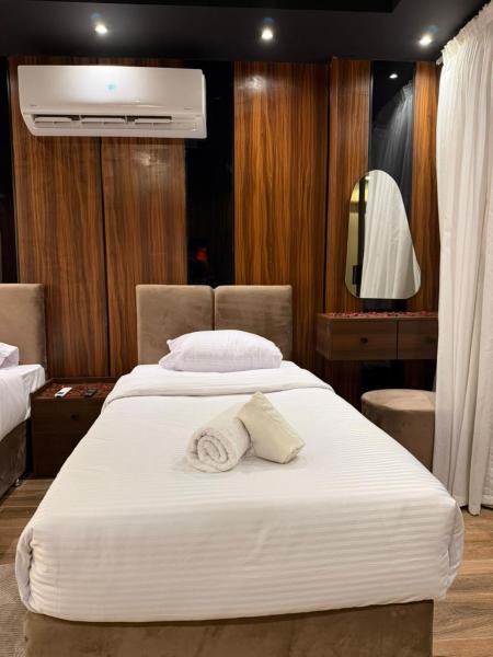 Luxury Studio With Nile View In Zamalek - Cairo