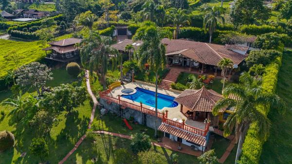 Finca Hotel Villa Camila - Copacabana