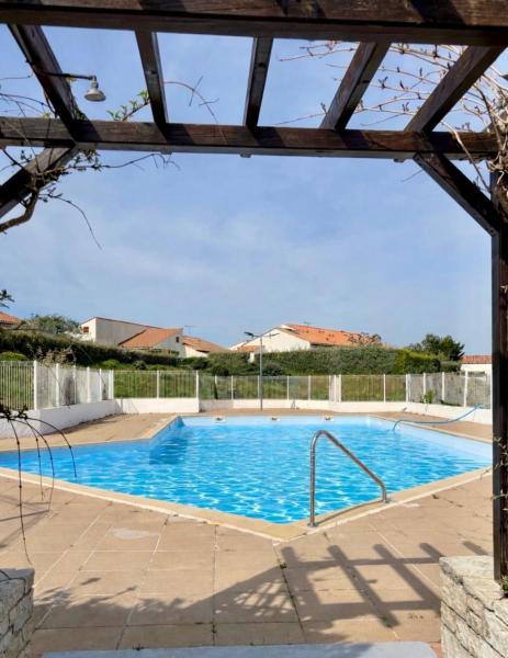 Maison Avec Jardin Dans Une Résidence Avec Piscine - Notre-Dame-de-Monts