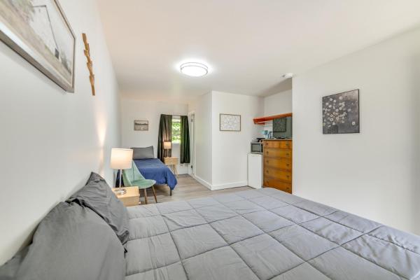 Schroon Lake Room < 1 Mi To Marina & Beach! - Adirondack, NY