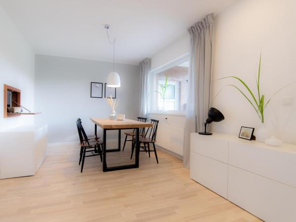 Großzügige Ferienwohnung Mit Garten Direkt Im Grünen - Westerdeichstrich