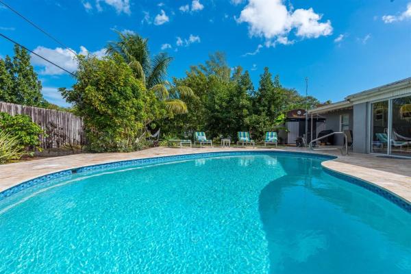 La Villa Aventura! North Miami's Finest! - North Miami Beach, FL