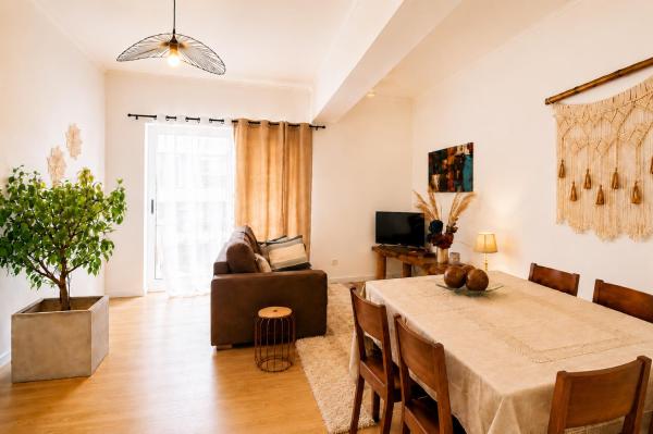 Sousas T4 Apartment - Perto Do Mar E Centro Da Cidade - Ponta Delgada