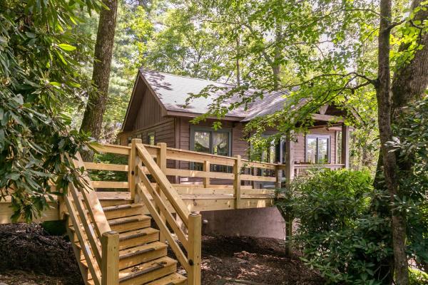 Altitudes Attitude - Upscale Cabin With Hot Tub 3 Mins To Downtown Blowing Rock - Blowing Rock, NC