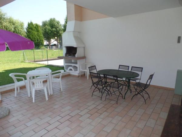 Large Villa With Bbq And Garden - Bibione
