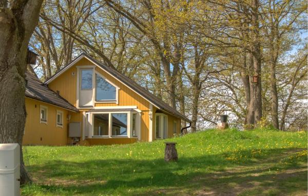 2 Bedroom Stunning Home In Sorunda - Nynäshamn