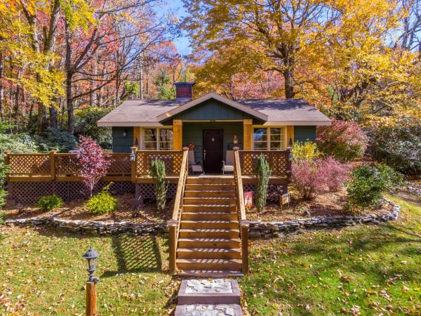 Bear Bungalow - Blowing Rock, NC