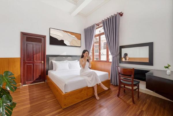 Grand Center Da Lat By Lilly Hotel - Đà Lạt