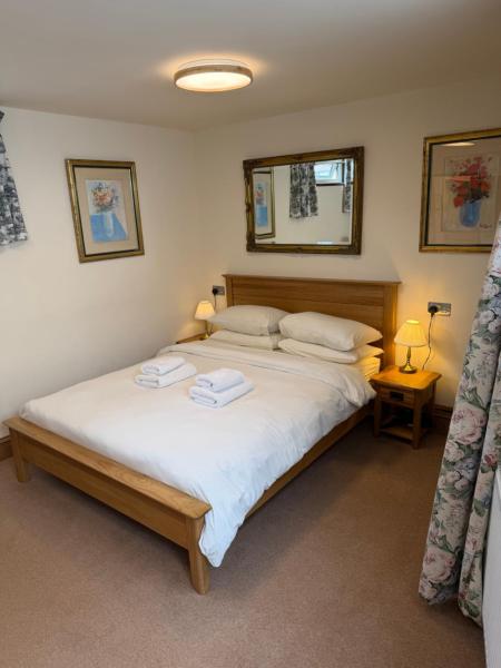 Oakwood Bed And Breakfast Heathrow - Hampton
