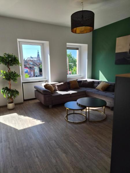 Helle 120 Qm Ferienwohnung Mitten In Sankt Wendel, 3 Schlafzimmer Und Balkon - Neunkirchen