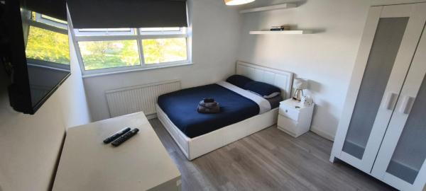 Ensuite Room Near City Centre Riverside Walks - Chelmsford