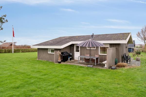 Cozy Summer House Close To The Beach - Denmark