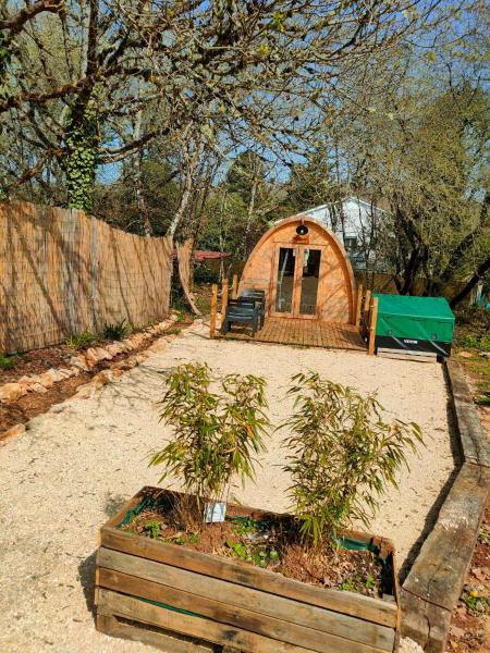 Camping Le Bel Air Limogne En Quercy - Lot