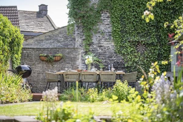 The Old Manse - Leyburn