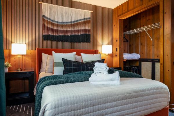 Wildrest Hotel - Maggie Valley, NC
