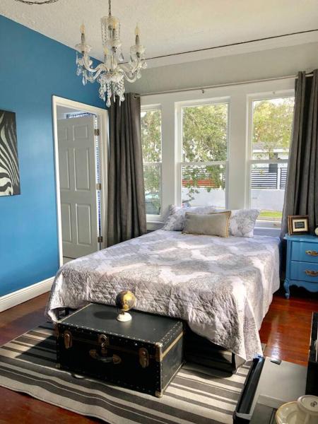 Private Suite Mins From Mia Free Parking - Key Biscayne, FL