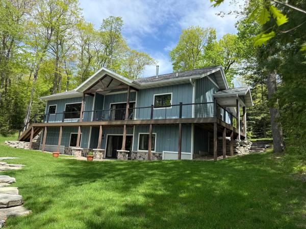 Linger Longer Lodge- On White Sand Lake Swim Bike & More - Minocqua, wI