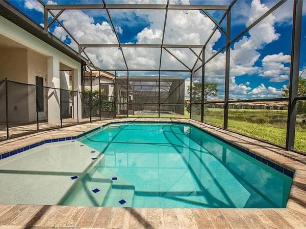 Lakeview Pool Home 4br Near Legoland Disney - Davenport, FL