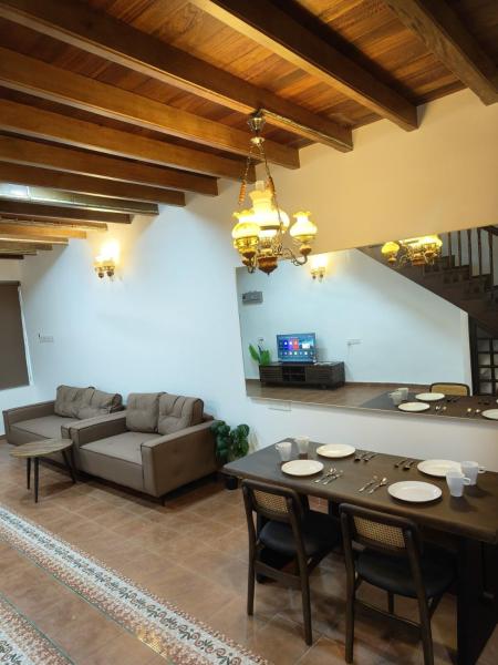 3-storey House 11 Pax Muntri St, Georgetown - Jelutong