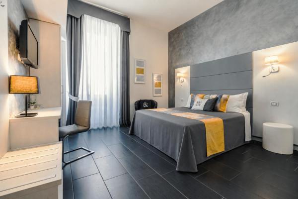 Grey&white - Ciampino