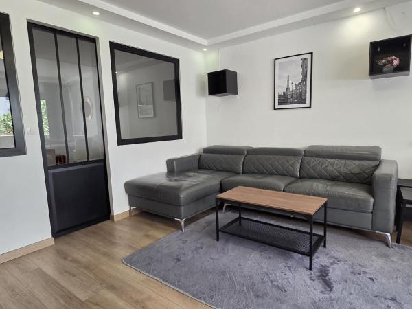 4 Min Walk To Metro, 3 Bedrooms &Salon, La Défense - Nanterre