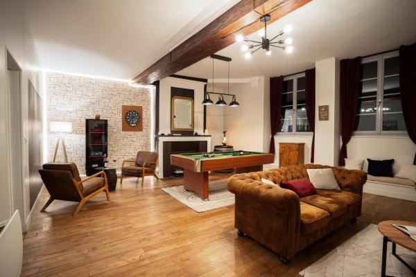 Suite Lounge & Billard - La Parenthèse Des Collines - 2 Chambres Au Calme - Nevers