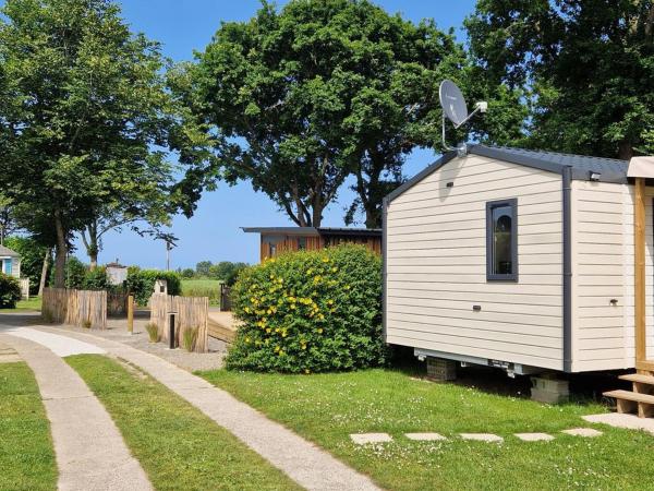 Mobil Home Confortable Avec Terrasse à Pordic - Api-1-52-1206 - Plérin
