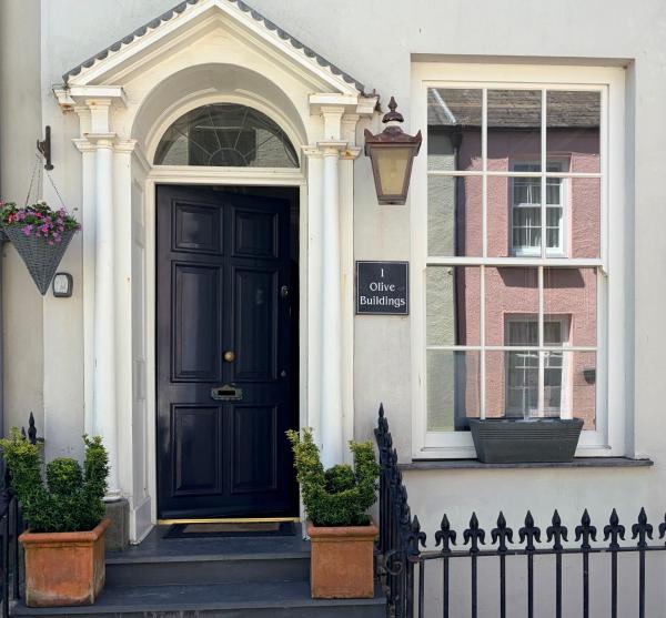 Luxury Georgian Townhouse Tenby Sleeps 8 Parking Permit - Tenby