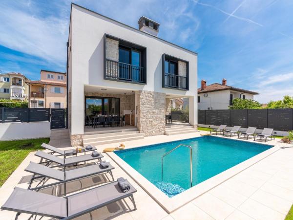 6-person Home With 3 En-suites - Novigrad