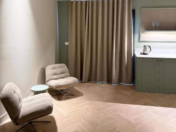 Modern City Stay For 2 In Alicante - Alicante