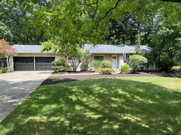 Boiler Bungalow - Entire 3 King Bed Home! - West Lafayette, IN