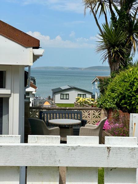 2-bedroom Holiday Chalet Near Beach & Coastal Paths In Westward Ho! - Devon