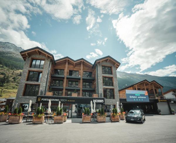 Hotel Porta Cervino - Parking & Dining - Täsch
