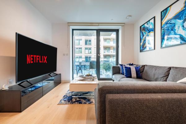 Lux Riverside Apartment In Royal Wharf I Near Lcy Airport, Canary Wharf, Excel, O2 - ブロムリー