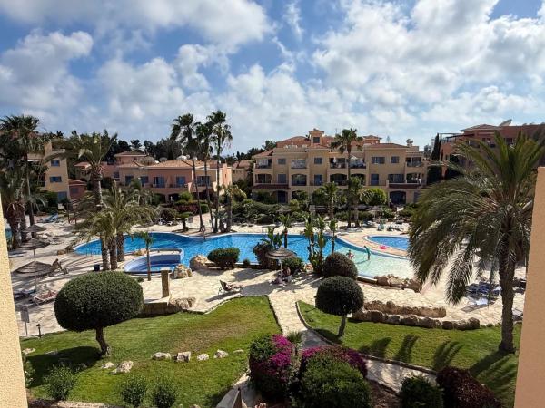 Limnaria Gardens - 1 Bedroom, Sunny Apartment With Stunning Pool Views - Paphos