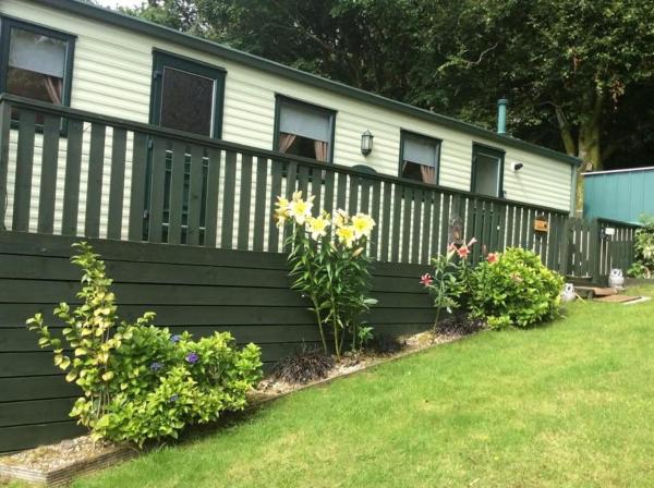 Family & Dog Friendly 2-bed Caravan Sleeps 6 - Ayrshire