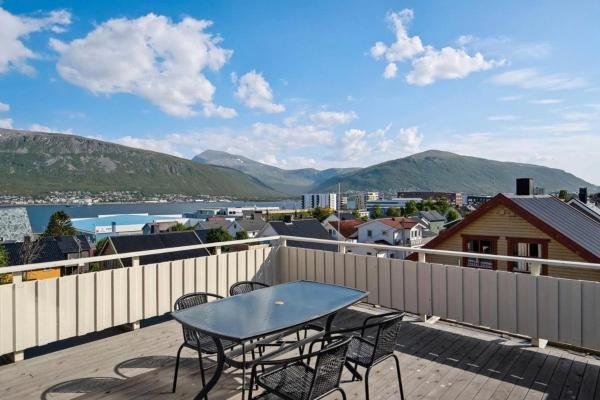Aurora View Apartment - 3 Bedrooms With Stunning Views - Tromsø
